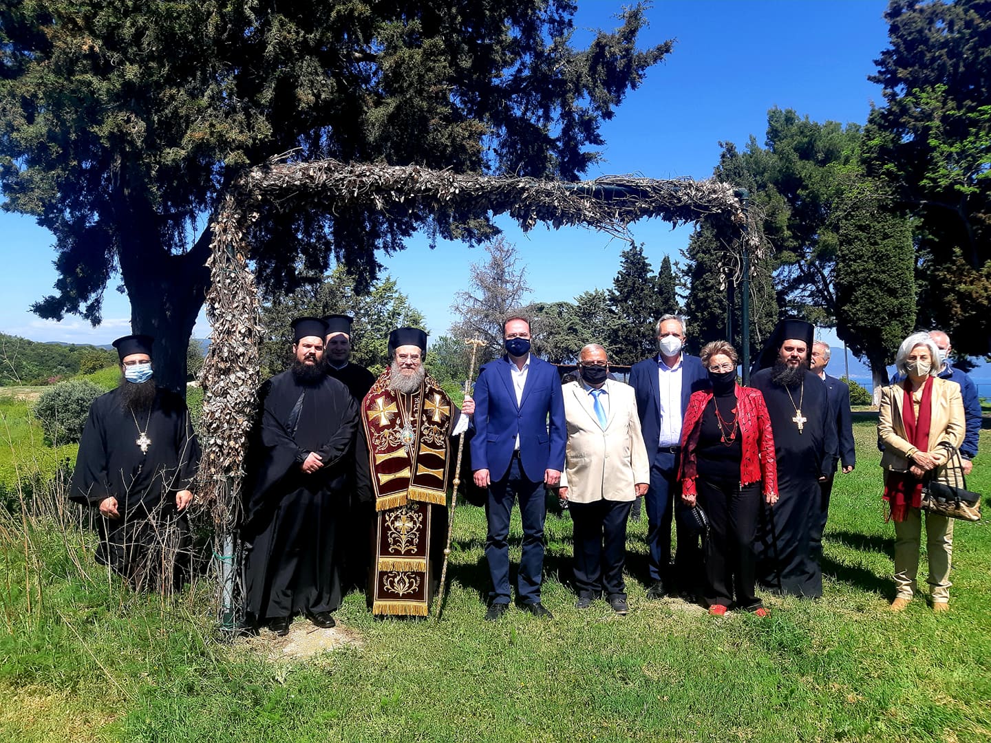 ΣΤΟΝ ΤΟΠΟ ΤΟΥ ΜΑΡΤΥΡΙΟΥ ΤΟΥ ΜΑΥΡΟΥ ΑΛΩΝΙΟΥ ΤΗΣ ΙΕΡΙΣΣΟΥ ΤΗ ΛΑΜΠΡΟΤΡΙΤΗ...